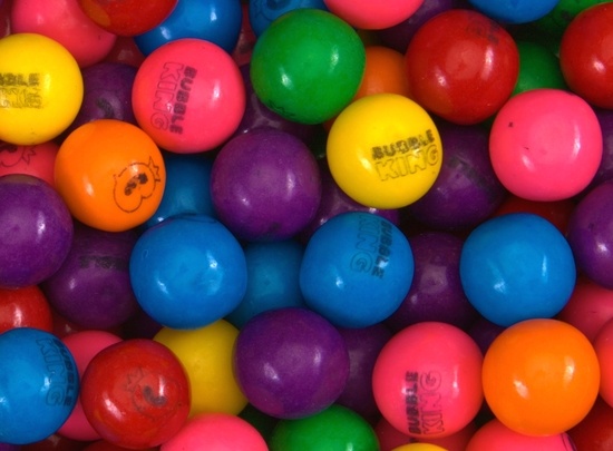 Buy fresh gumballs in bulk from Entervending's online bulk vending ...